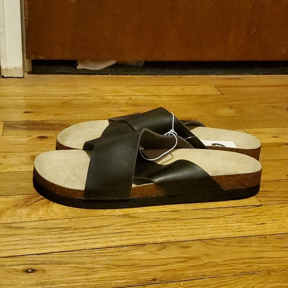 Universal Thread | Shoes | Universal Thread Black Criss Cross Strap ...